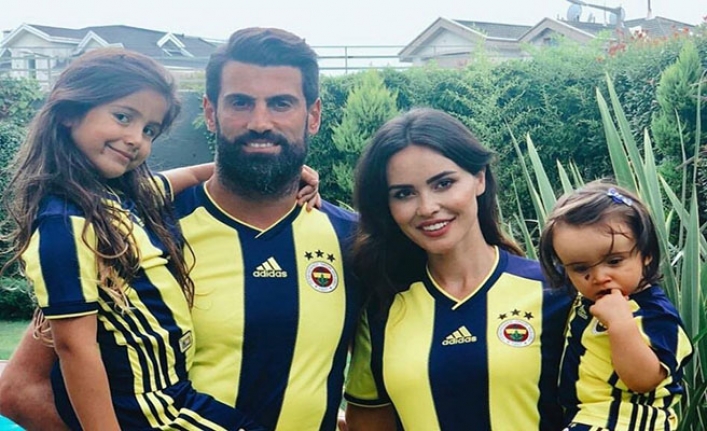Volkan Demirel ve eşi Zeynep Demirel çiftinin acı günü - Magazin Burada ... Volkan Demirel ve eşi Zeynep Demirel çiftinin acı günü - Magazin Burada ...
